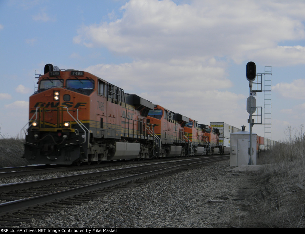 BNSF 7495